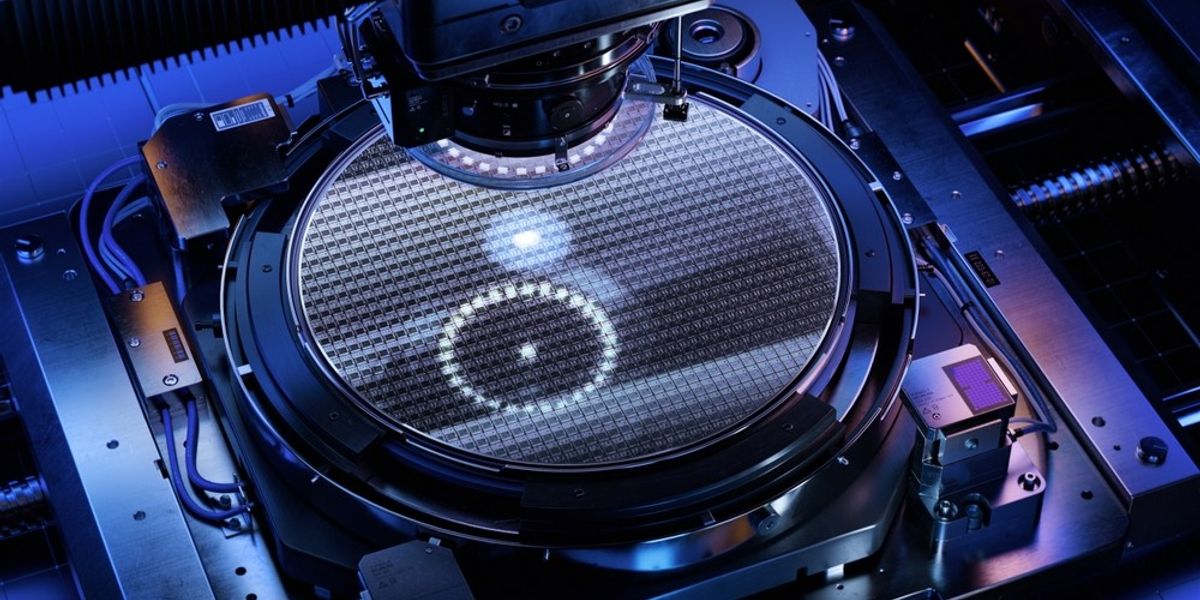 What is a Semiconductor? A Comprehensive Guide to Engineering ...