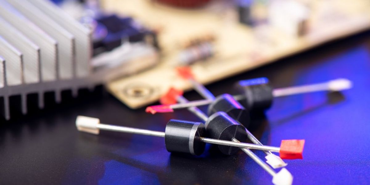 Zener Diode: A Comprehensive Guide to Its Principles and Applications