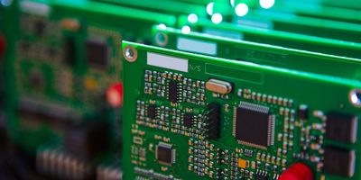 What are Vias in Pad? Advantages, Limitations, Applications, and ...