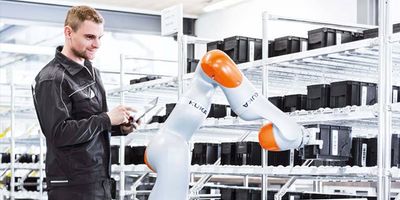 What are manipulator robots? Understanding their Design, Types, and ...